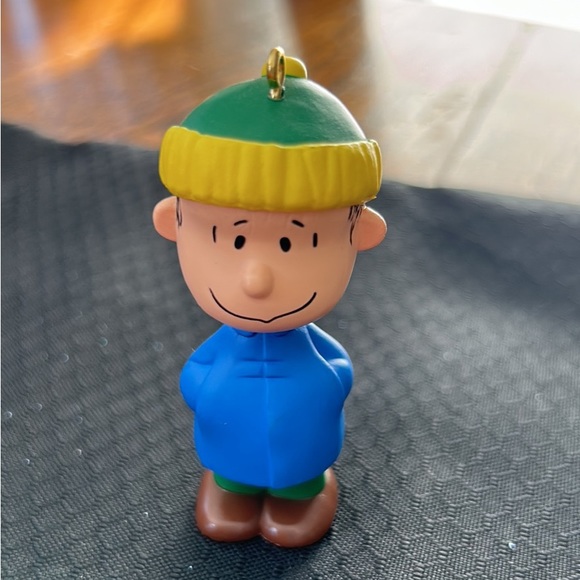 Hallmark | Holiday | Hallmarks Keepsake Ornament Of Linus From Charlie ...
